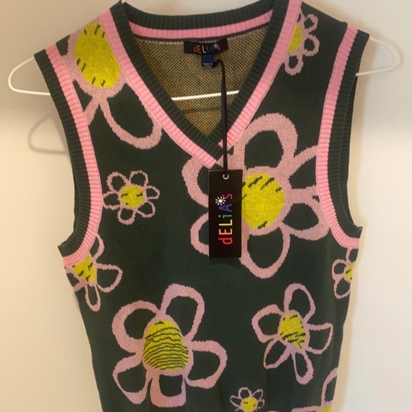 Dolls Kill | Sweaters | Nwt Dolls Kill Delias Green Floral Call Me ...